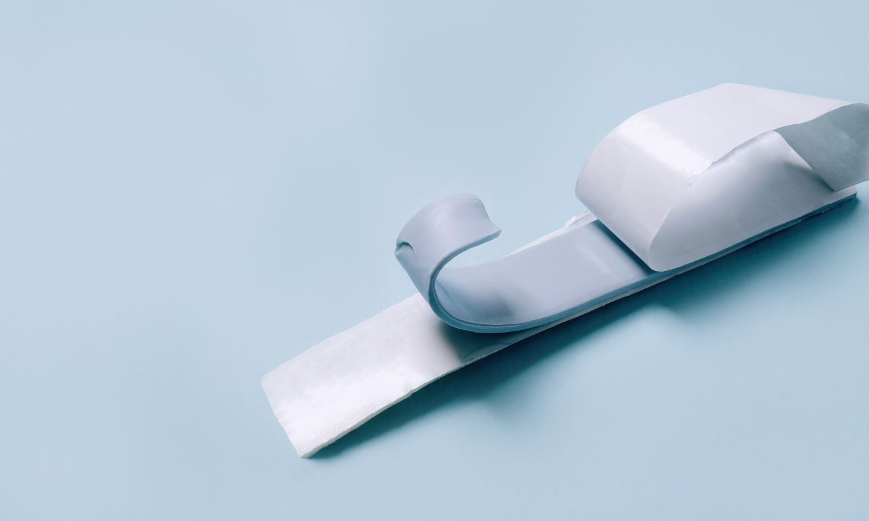 White Tack vs Blu Tack! - London Status